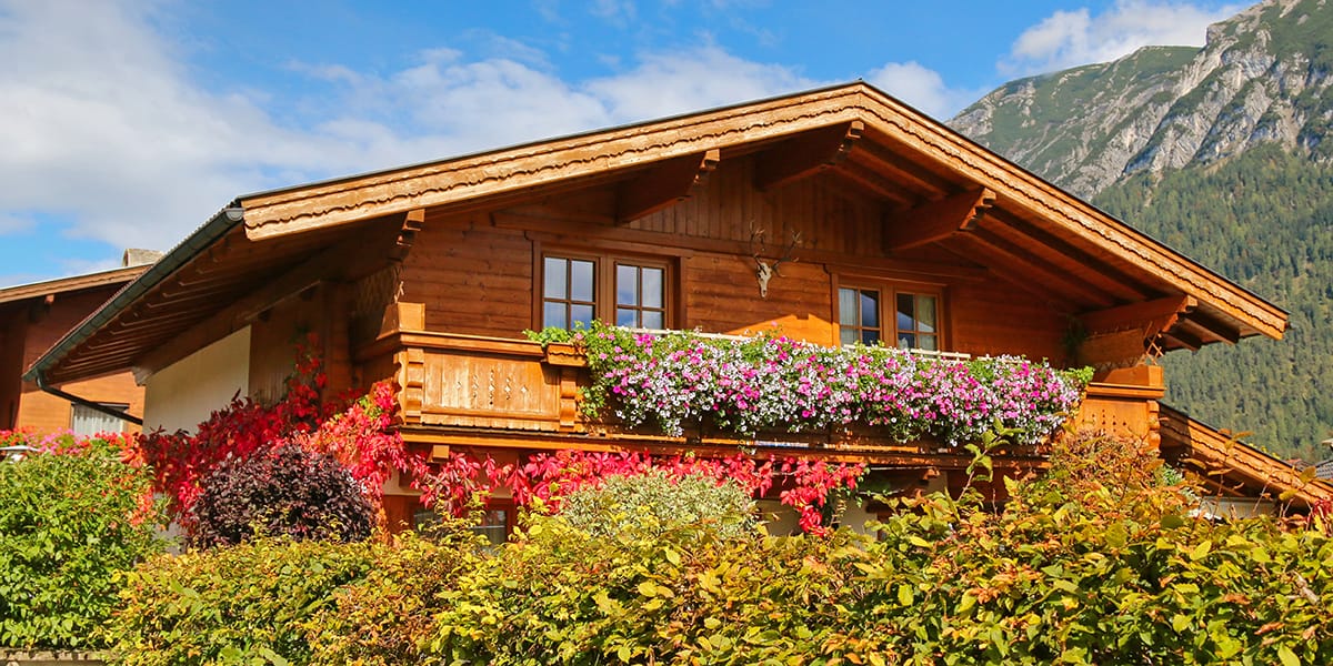 Modern rönkházak, faházak és lombházak - Élet a fák között - DODO ...